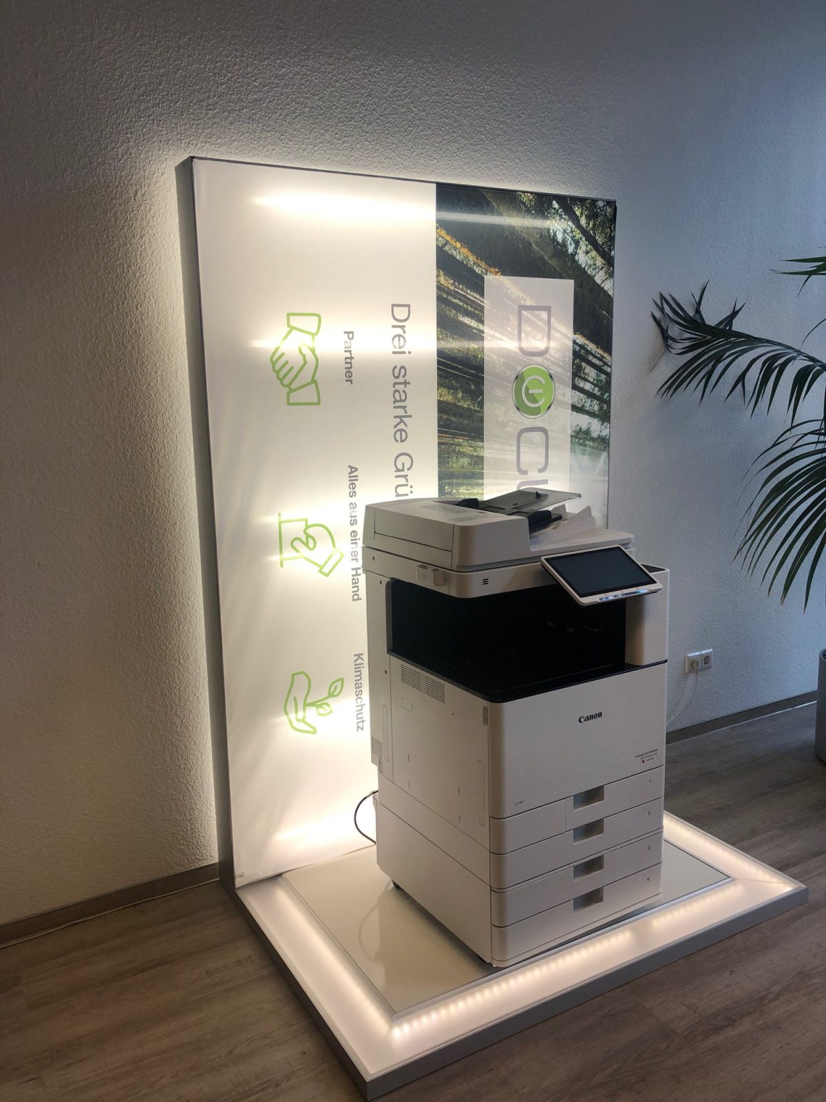 DOCUPLAN - PRINT & DOCUMENT SOLUTIONS